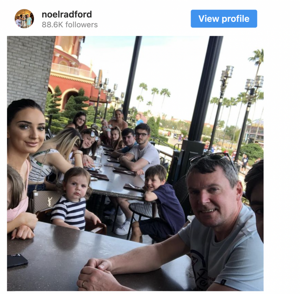 Woman Gave Birth at 14 and Welcomed 22nd Child at 45, Has Spent 800 ...