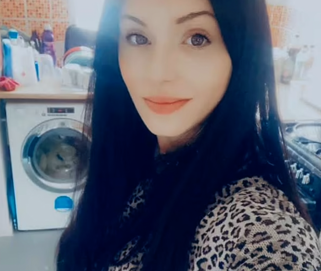 Mum “Sets The Record For Fastest Labor” By Giving Birth In Loo In Just ...