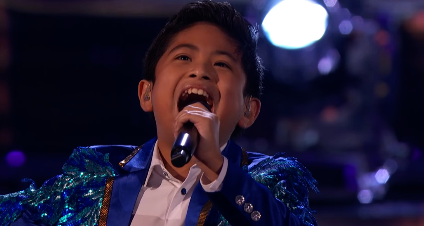 Little singer flubs his song on LIVE TV, but his amazing voice saves ...