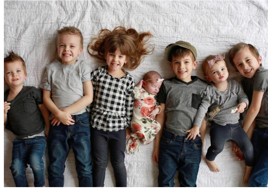 This woman overcame cancer, became a mother of 7 children and looks ...