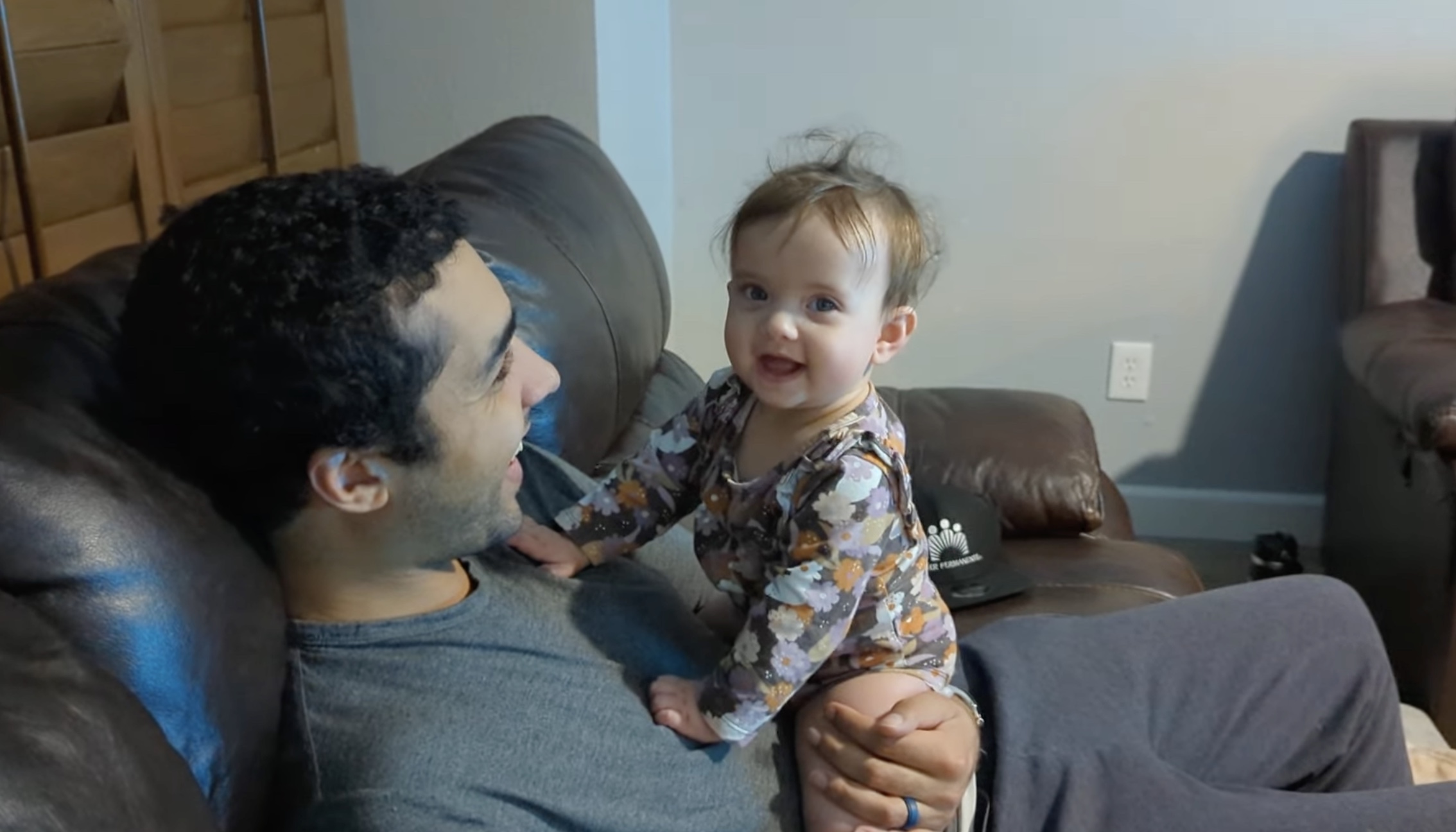 Bouncy girl : Baby girl giggles amazingly in her dad’s arms | My Cute ...
