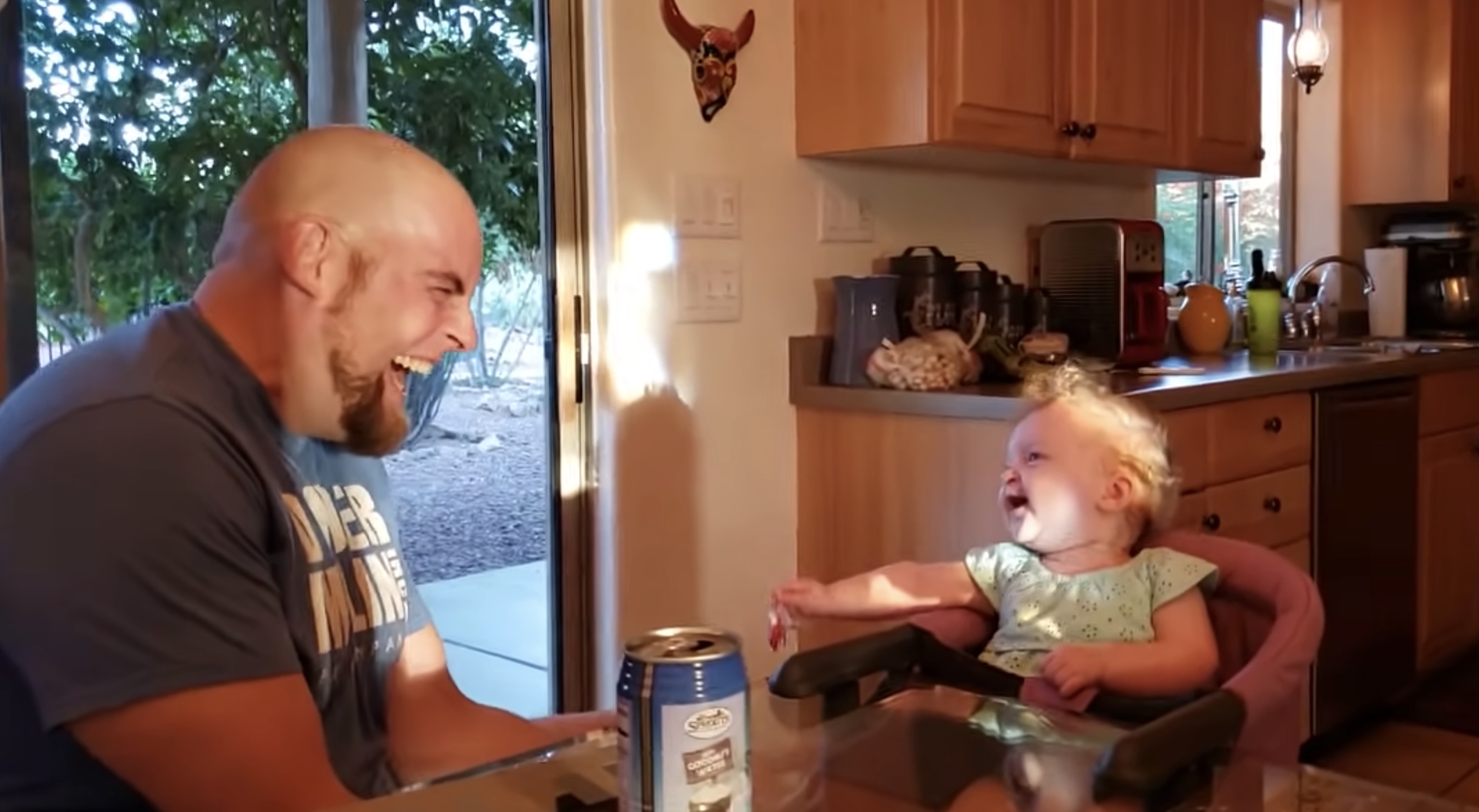 Laughing baby plays ‘drop the pacifier’ with her father! They’ll make ...